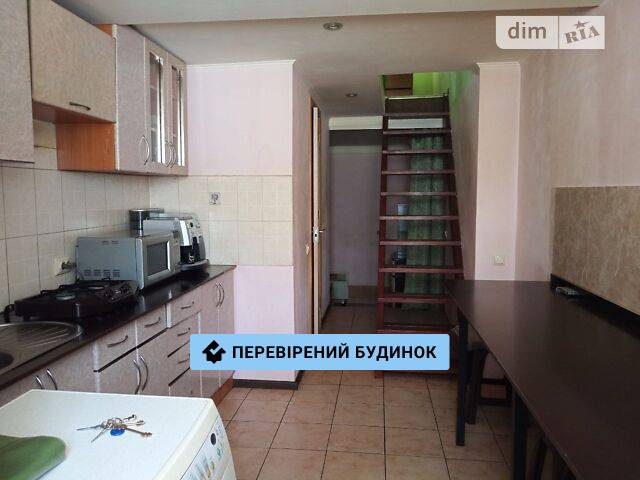 DIM.RIA – Продам будинок в районі Застава 2 (Одеса), 2x поверховий з меблями і ділянкою на 1 ...